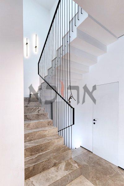 מעקה מעוגל לבית - אריכא | ARIHA